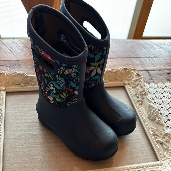 Bogs | Shoes | Youth Neo Classic Bogs For Rain Snow Navy Blue With ...